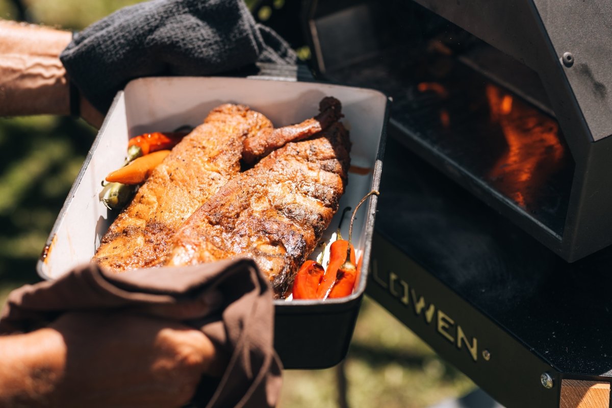 Glowen Raptor Multi-Brennstoff Pizzaofen in Schwarz