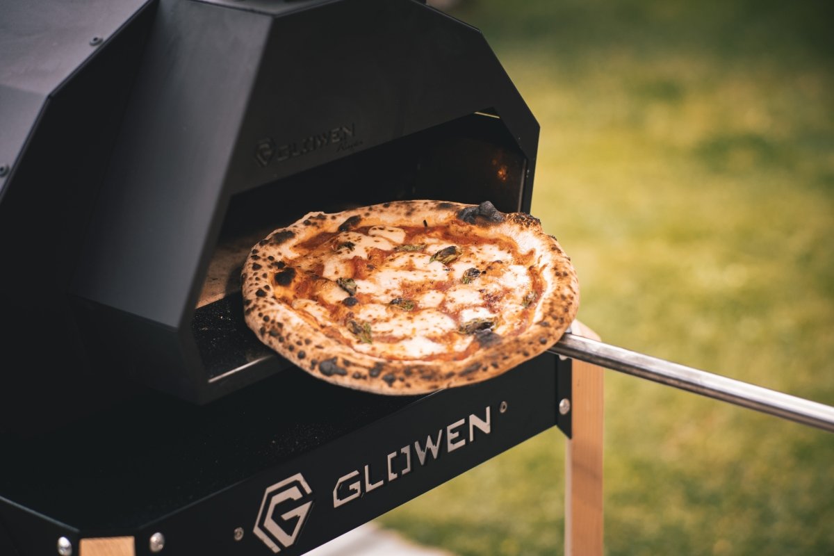 Glowen Raptor Multi-Brennstoff Pizzaofen in Schwarz